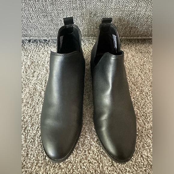 Universal Thread | Shoes | Universal Thread Black Shoes | Poshmark